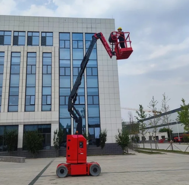 Mobile Elevating Work Platform with battery or diesel engine power ...